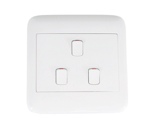 4X4 3 Lever Switches – Maple Leaf Electrical Supplies